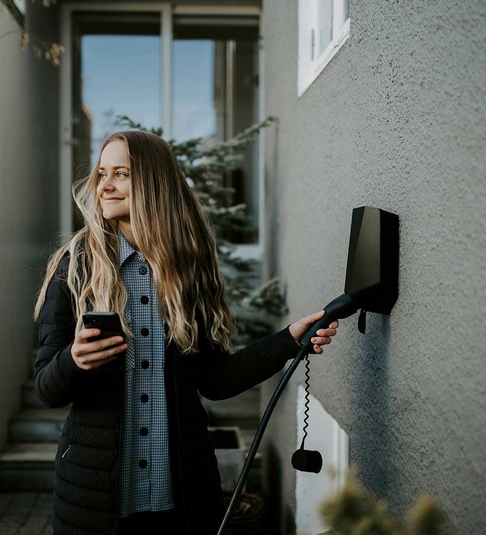 Easee One 7kW smart home EV charger installation